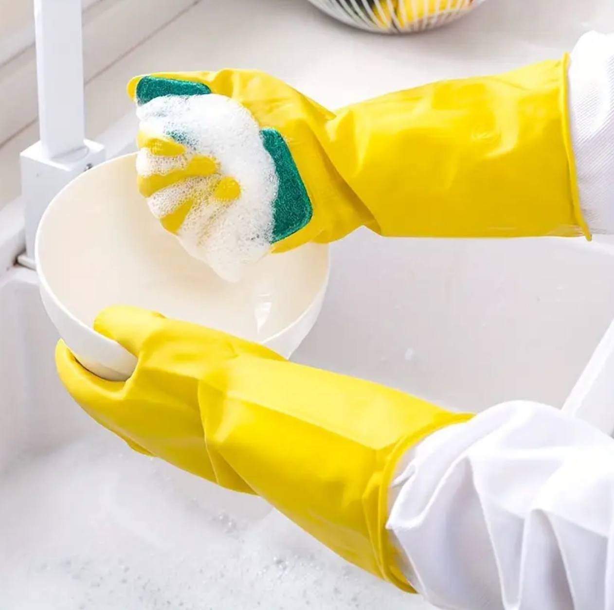 Latex Dishwashing/ Cleaning Gloves with Scouring Pads – Luxury Homes Collections