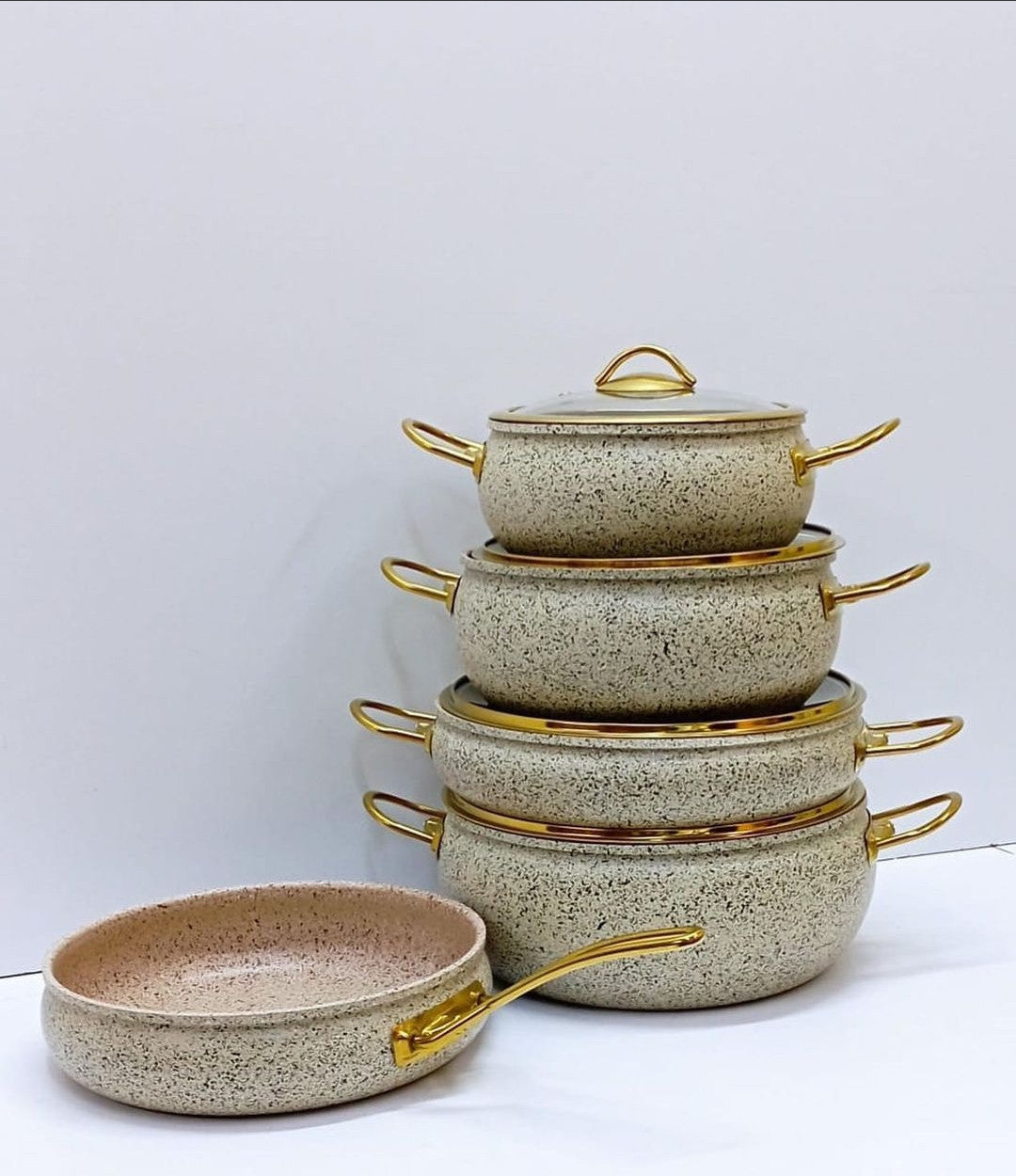 KITCHEN COOKWARE SET – Luxury Homes Collections